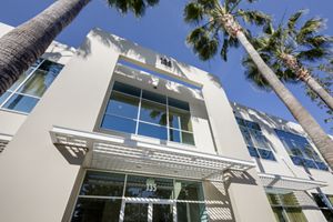 Corporate Business Center - Office Space in Irvine, CA
